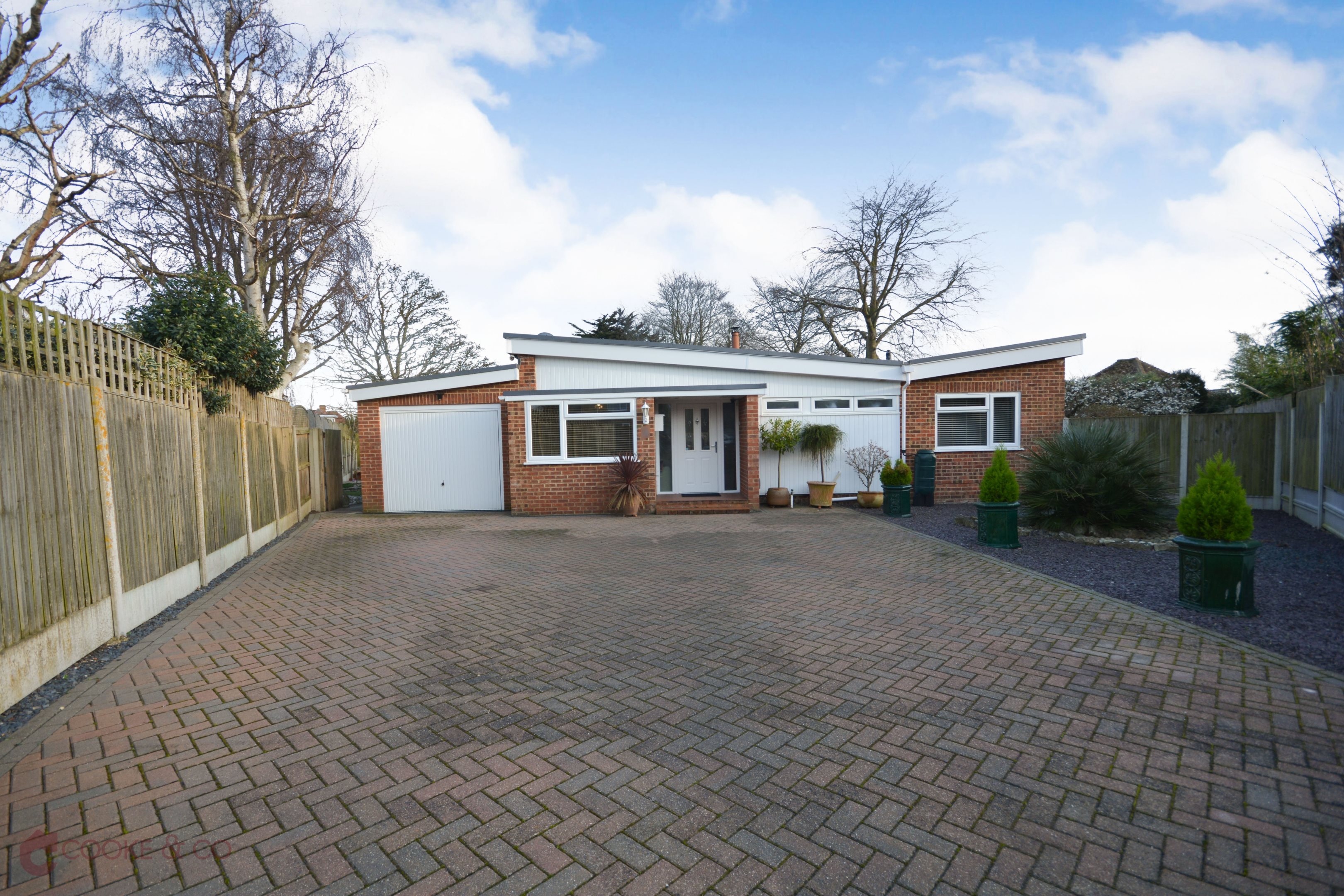 3 Bedroom Detached Bungalow For Sale At Julie Close Broadstairs Kent ...